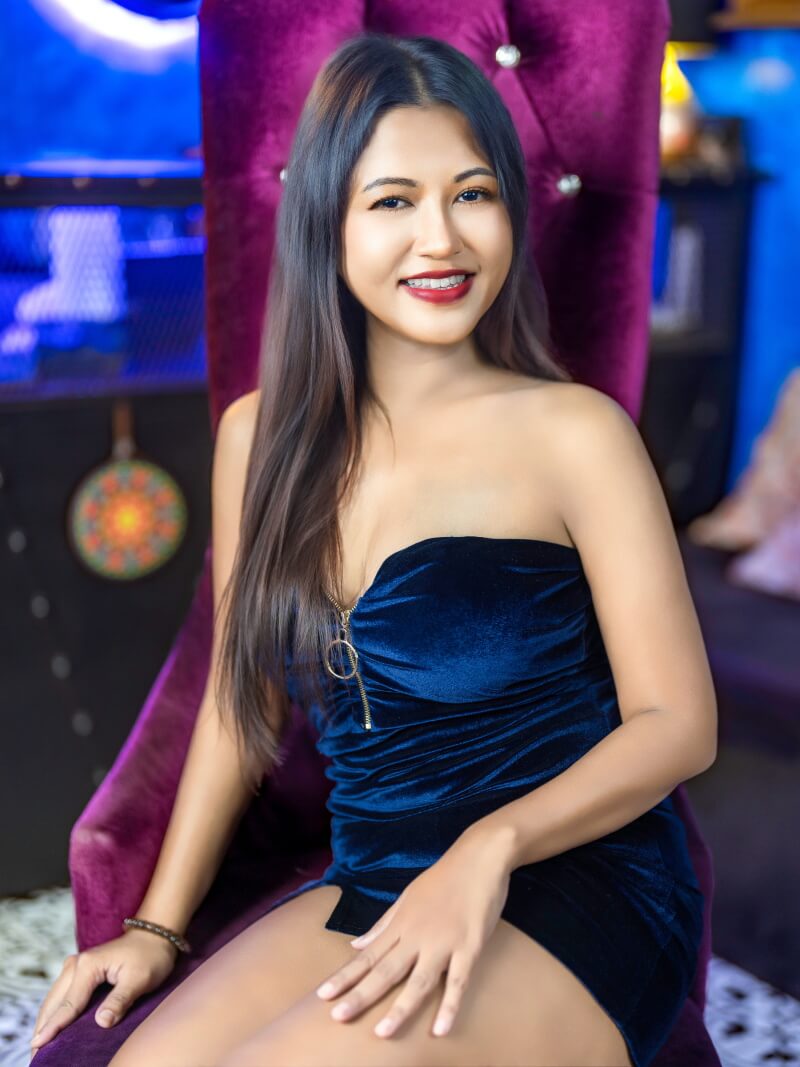 Nikki | Erotic Nuru Masseuse at AYA Massage Bangkok
